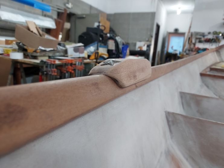 Casting some bronze oar lock risers - OffCenterHarbor.com