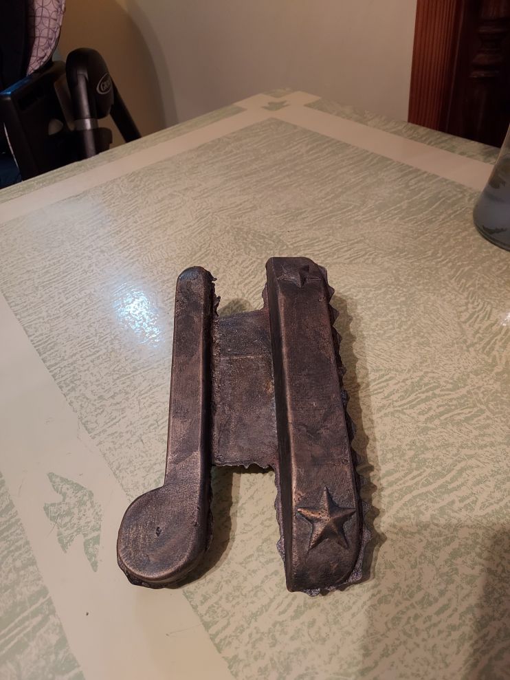 Casting some bronze oar lock risers - OffCenterHarbor.com