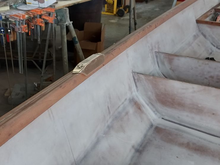 Casting some bronze oar lock risers - OffCenterHarbor.com