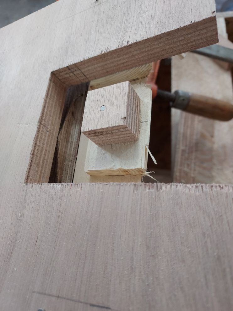 Attaching the keelson - OffCenterHarbor.com